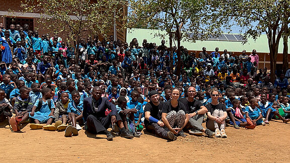 Visit to the LINEAR school in Malawi - Africa | LINEAR